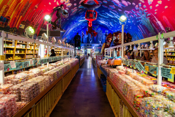 Minnesota's Largest Candy Store - Thrifty Minnesota Minnesota's Largest Candy Store - Thrifty Minnesota