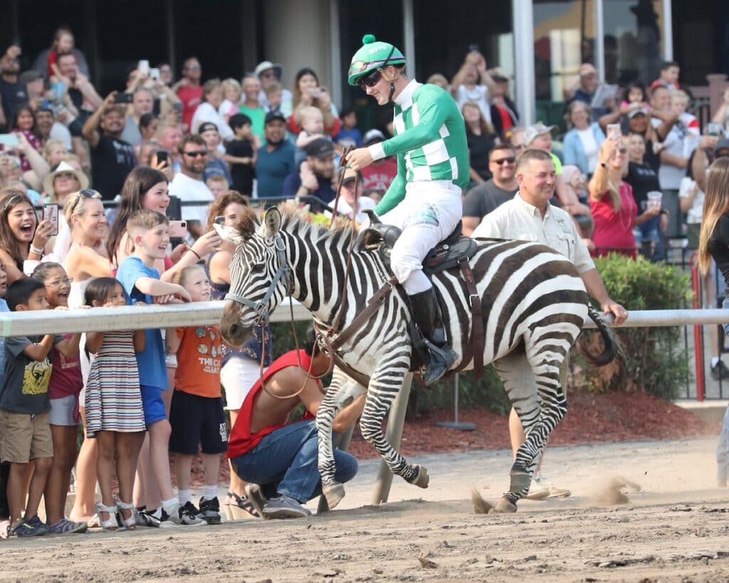 Sunday Pepsi Family Day at Canterbury Park - Thrifty Minnesota