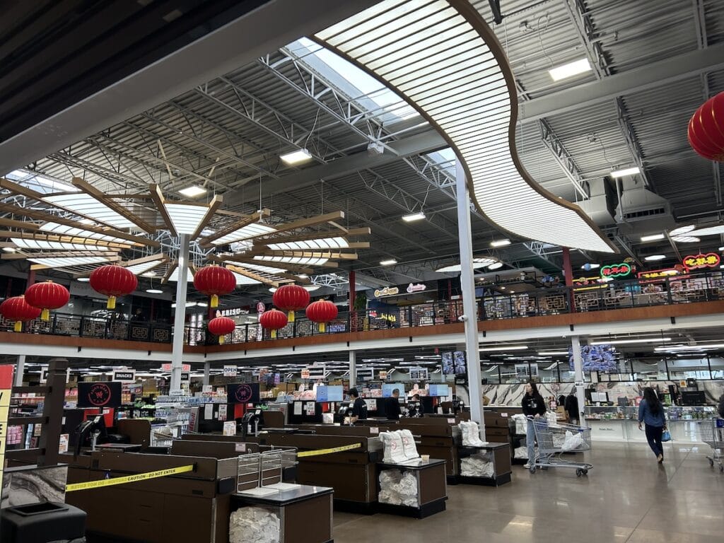 Asia Mall in Eden Prairie - Thrifty Minnesota