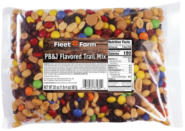 Fleet Farm Candy & Snacks Sampling Day - Thrifty Minnesota