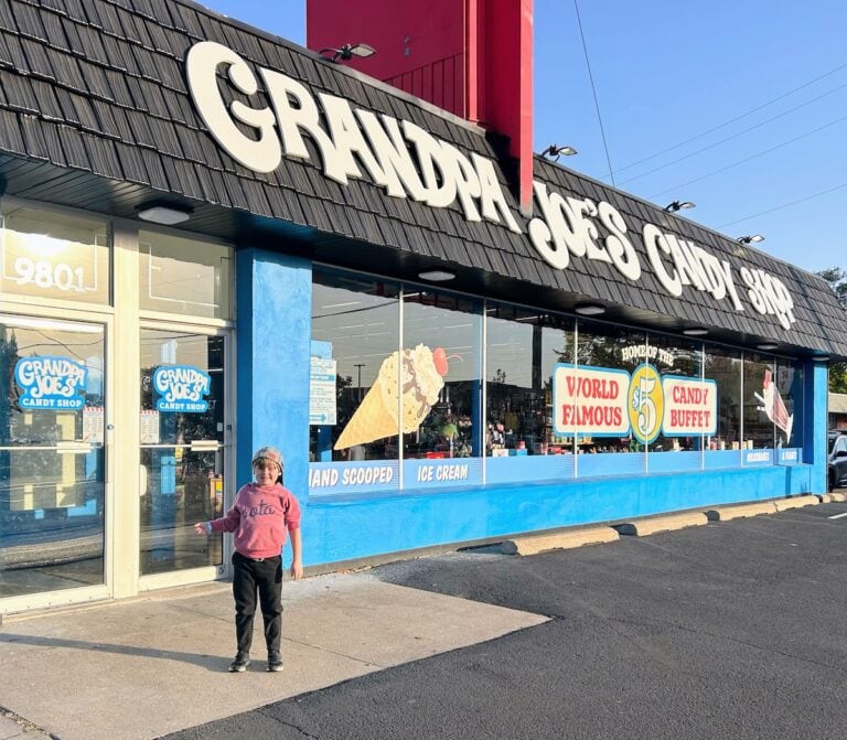 Grandpa Joe's Candy Shop - Thrifty Minnesota