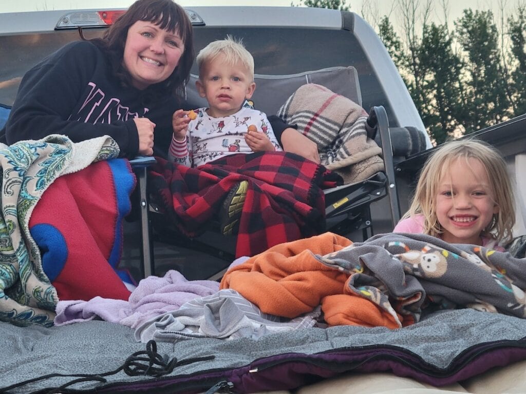 Sky-Vu Drive-In Movie Theatre in Warren, Minnesota - Thrifty Minnesota